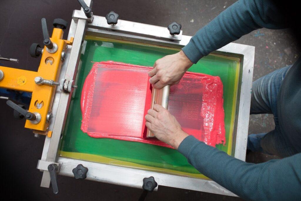 O que é serigrafia e como aplicar em suas embalagens? - Itali